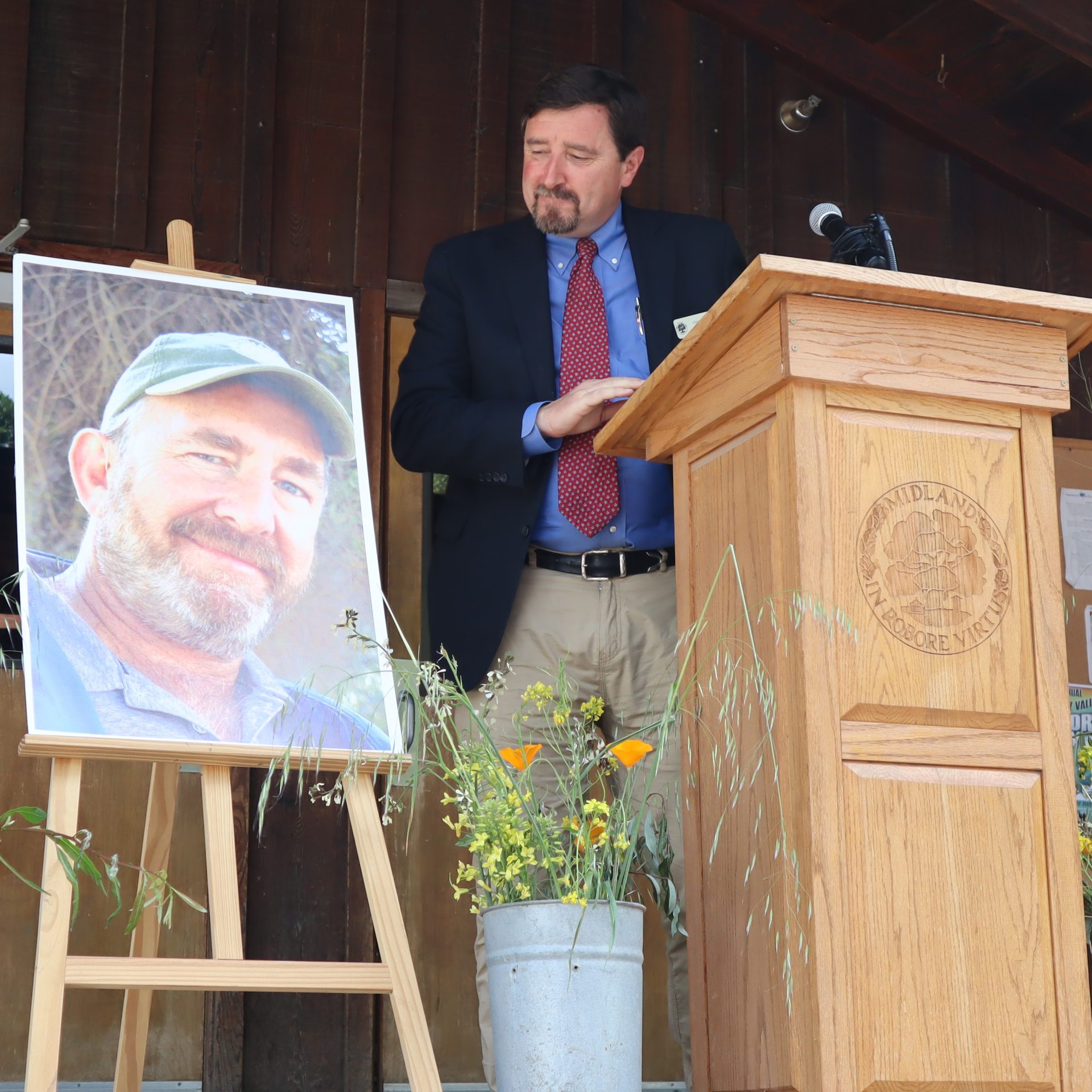 Jim Dreyfuss '81 Honored as Distinguished Alumnus